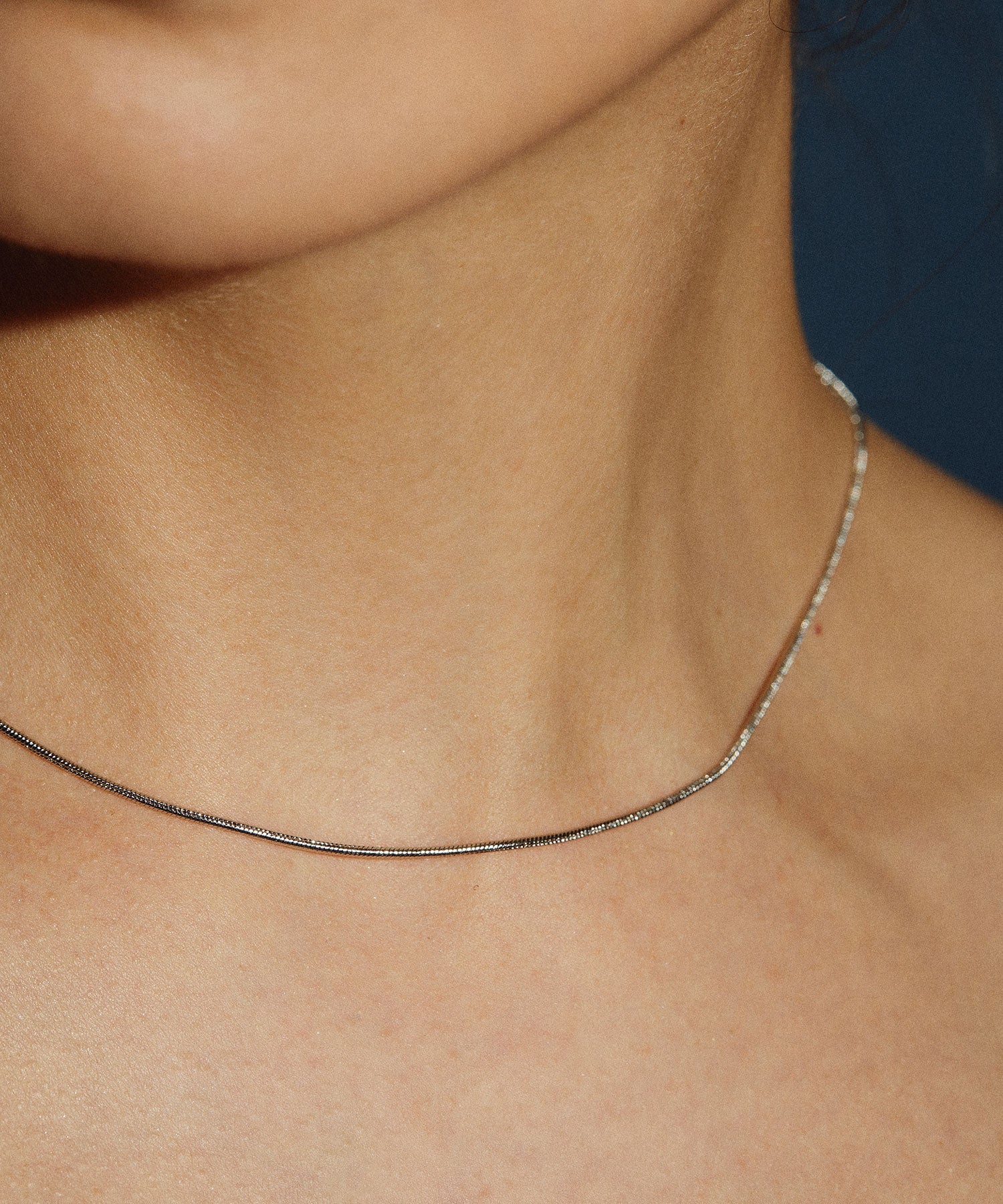 [シルバー]1mmスネークチェーンネックレス/39cm – CENE